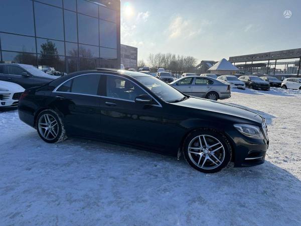 Black Mercedes-Benz S 500 2014 in Telschi, with an engine capacity of 4.66 L and mileage of 289 thousand km for 23500 €, photo 9 on AUTOMOTO.COM.LV