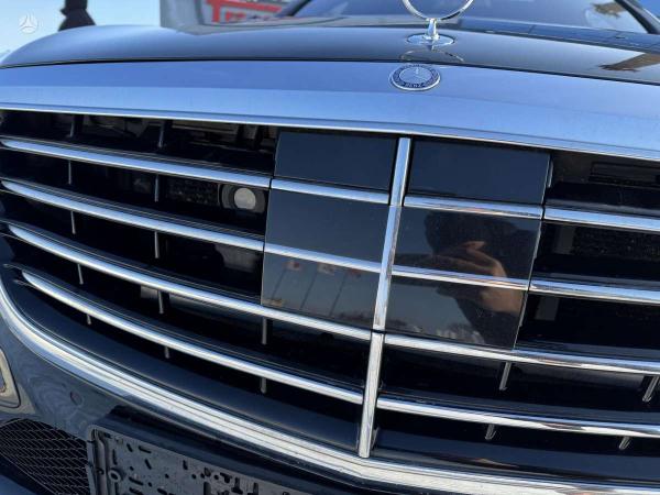Melns Mercedes-Benz S 500 2014 Telšiai, ar dzinēja tilpumu 4.66 L un nobraukumu 289 tūkst. km par 23500 €, foto 11 vietnē AUTOMOTO.COM.LV