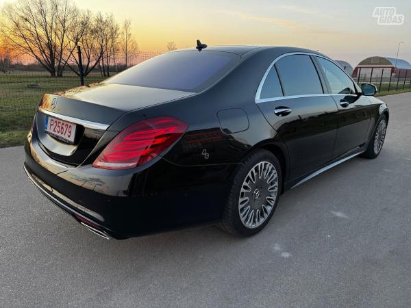 Melns Mercedes-Benz S 500 2014 Kauņa, ar dzinēja tilpumu 5.00 L un nobraukumu 180 tūkst. km par 36999 €, foto 9 vietnē AUTOMOTO.COM.LV