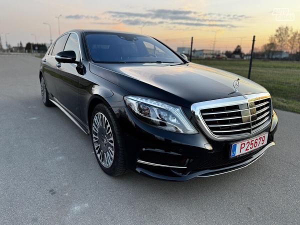 Melns Mercedes-Benz S 500 2014 Kauņa, ar dzinēja tilpumu 5.00 L un nobraukumu 180 tūkst. km par 36999 €, foto 10 vietnē AUTOMOTO.COM.LV