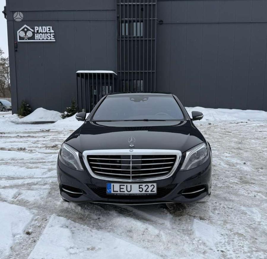 Black Mercedes-Benz S 500 2014 in Kaunas, with an engine capacity of 4.66 L and mileage of 214 thousand km for 27000 €, photo 2 on AUTOMOTO.COM.LV