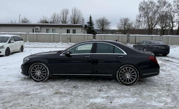 Black Mercedes-Benz S 500 2014 in Kaunas, with an engine capacity of 4.66 L and mileage of 214 thousand km for 27000 €, photo 3 on AUTOMOTO.COM.LV