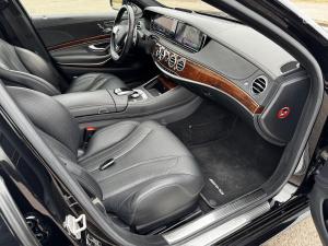 Black Mercedes-Benz S 500 2014 in Kaunas, with an engine capacity of 4.70 L and mileage of 190 thousand km for 30500 €, photo 19 on AUTOMOTO.COM.LV