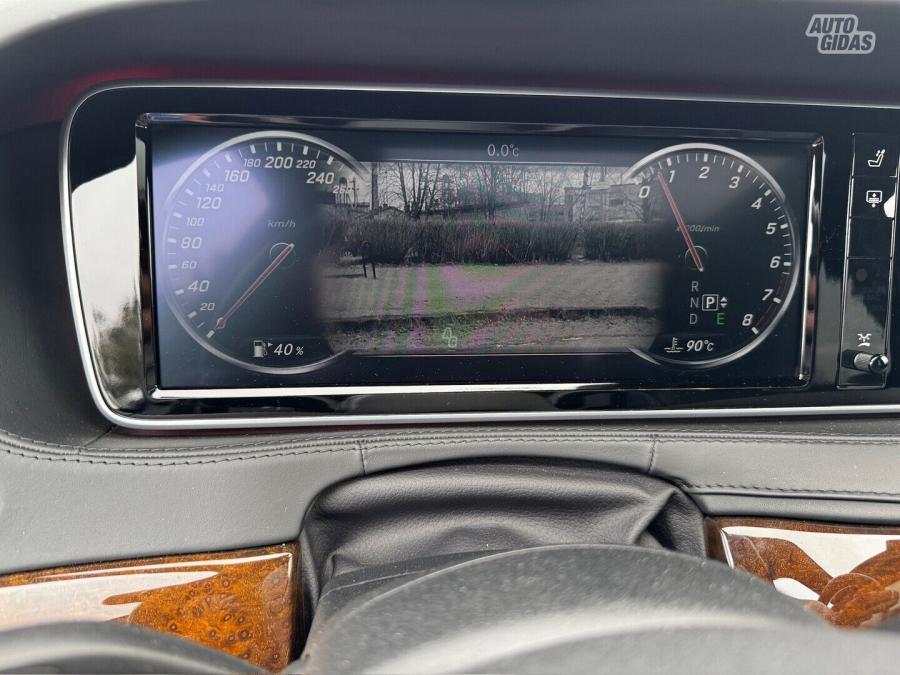 Black Mercedes-Benz S 500 2014 in Kaunas, with an engine capacity of 4.70 L and mileage of 190 thousand km for 30500 €, photo 20 on AUTOMOTO.COM.LV