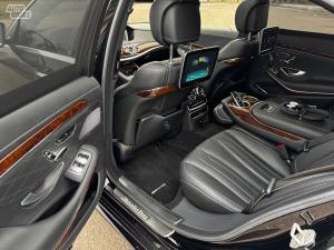 Black Mercedes-Benz S 500 2014 in Kaunas, with an engine capacity of 4.70 L and mileage of 190 thousand km for 30500 €, photo 31 on AUTOMOTO.COM.LV