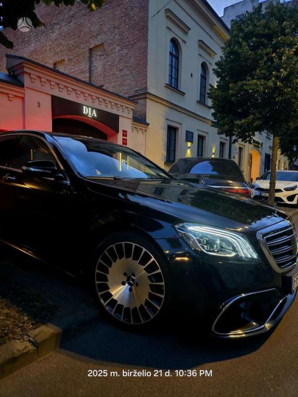 Melns Mercedes-Benz S 500 2014 Kauņa, ar dzinēja tilpumu 4.66 L un nobraukumu 360 tūkst. km par 20200 €, foto 9 vietnē AUTOMOTO.COM.LV