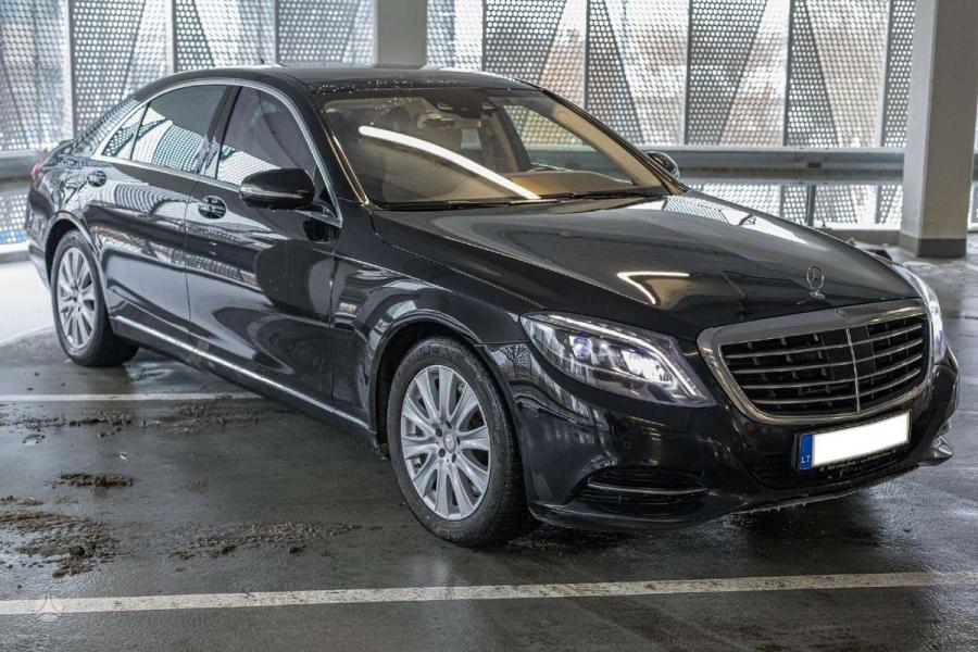 Melns Mercedes-Benz S 500 2015 Kauņa, ar dzinēja tilpumu 4.66 L un nobraukumu 205 tūkst. km par 29000 €, foto 2 vietnē AUTOMOTO.COM.LV