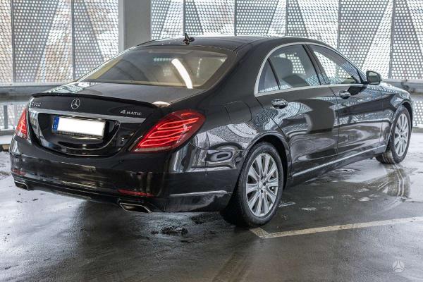 Melns Mercedes-Benz S 500 2015 Kauņa, ar dzinēja tilpumu 4.66 L un nobraukumu 205 tūkst. km par 29000 €, foto 5 vietnē AUTOMOTO.COM.LV