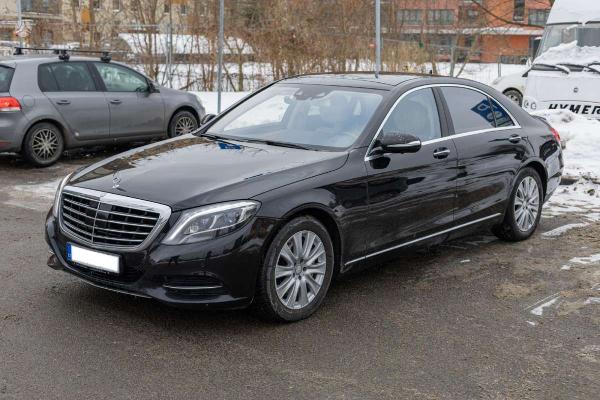 Melns Mercedes-Benz S 500 2015 Kauņa, ar dzinēja tilpumu 4.66 L un nobraukumu 205 tūkst. km par 29000 €, foto 10 vietnē AUTOMOTO.COM.LV