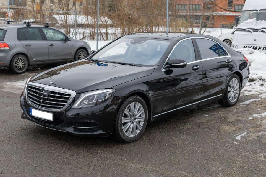 Melns Mercedes-Benz S 500 2015 Kauņa, ar dzinēja tilpumu 4.66 L un nobraukumu 205 tūkst. km par 29000 €, foto 10 vietnē AUTOMOTO.COM.LV