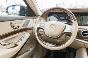 Melns Mercedes-Benz S 500 2015 Kauņa, ar dzinēja tilpumu 4.66 L un nobraukumu 205 tūkst. km par 29000 €, foto 28 vietnē AUTOMOTO.COM.LV