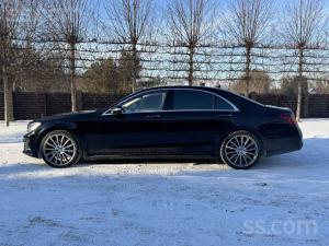 Black Mercedes-Benz S 500 2015 in Riga, with an engine capacity of 4.70 L and mileage of 126 thousand km for 40000 €, photo 4 on AUTOMOTO.COM.LV