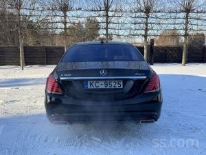 Black Mercedes-Benz S 500 2015 in Riga, with an engine capacity of 4.70 L and mileage of 126 thousand km for 40000 €, photo 6 on AUTOMOTO.COM.LV