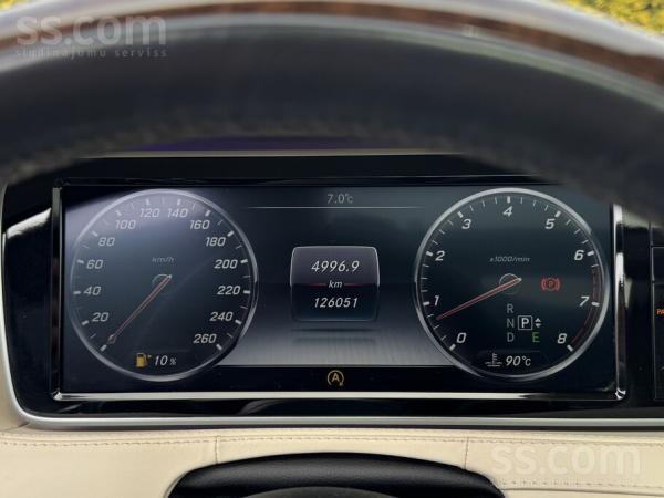 Melns Mercedes-Benz S 500 2015 Rīga, ar dzinēja tilpumu 4.70 L un nobraukumu 126 tūkst. km par 40000 €, foto 9 vietnē AUTOMOTO.COM.LV