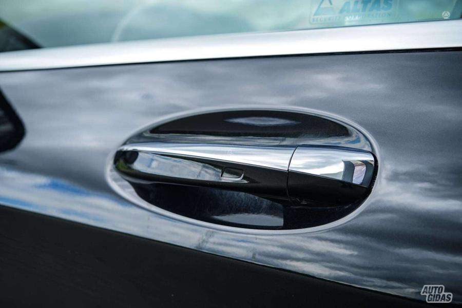Black Mercedes-Benz S 500 2015 in Kaunas, with an engine capacity of 4.70 L and mileage of 211 thousand km for 24750 €, photo 9 on AUTOMOTO.COM.LV
