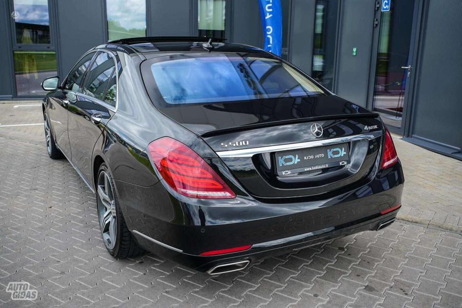 Black Mercedes-Benz S 500 2015 in Kaunas, with an engine capacity of 4.70 L and mileage of 211 thousand km for 24750 €, photo 12 on AUTOMOTO.COM.LV