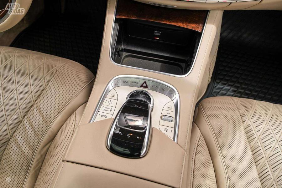 Black Mercedes-Benz S 500 2015 in Kaunas, with an engine capacity of 4.70 L and mileage of 211 thousand km for 24750 €, photo 24 on AUTOMOTO.COM.LV