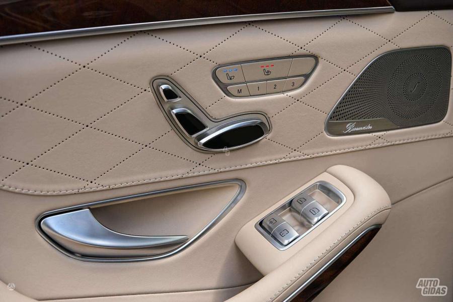 Black Mercedes-Benz S 500 2015 in Kaunas, with an engine capacity of 4.70 L and mileage of 211 thousand km for 24750 €, photo 37 on AUTOMOTO.COM.LV