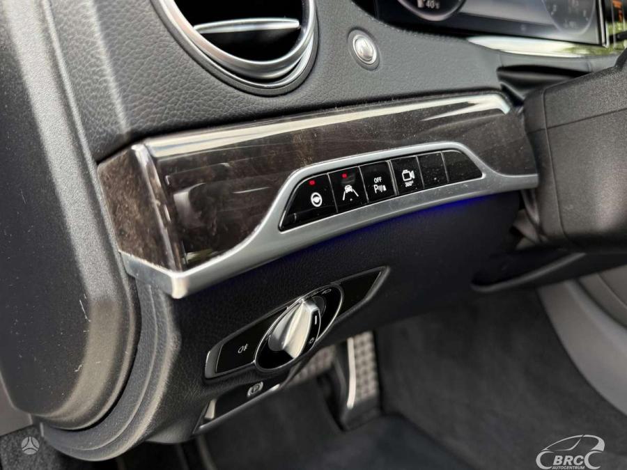 Melns Mercedes-Benz S 500 2015 Klaipėda, ar dzinēja tilpumu 4.66 L un nobraukumu 168 tūkst. km par 28900 €, foto 14 vietnē AUTOMOTO.COM.LV