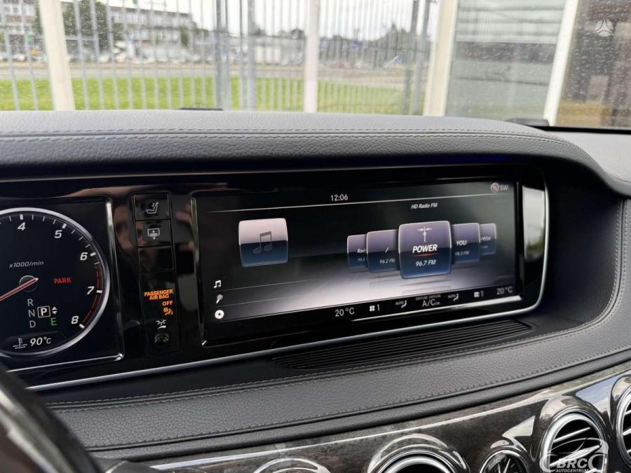 Melns Mercedes-Benz S 500 2015 Klaipėda, ar dzinēja tilpumu 4.66 L un nobraukumu 168 tūkst. km par 28900 €, foto 21 vietnē AUTOMOTO.COM.LV