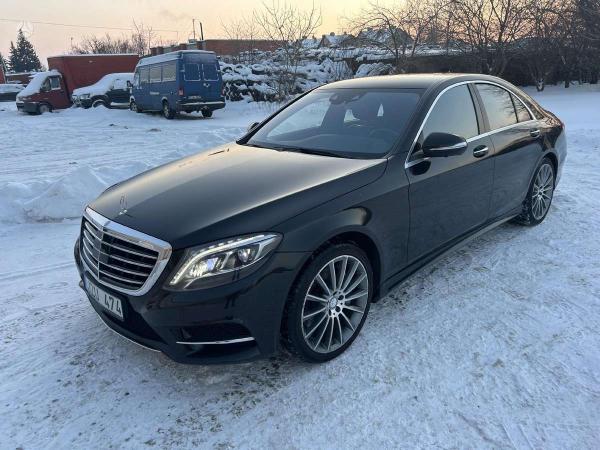 Black Mercedes-Benz S 500 2016 in Panevezys, with an engine capacity of 4.66 L and mileage of 245 thousand km for 26500 €, photo 2 on AUTOMOTO.COM.LV