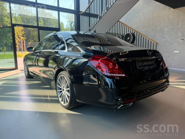 Black Mercedes-Benz S 500 2016 in Riga, with an engine capacity of 4.70 L and mileage of 177 thousand km for 35960 €, photo 4 on AUTOMOTO.COM.LV