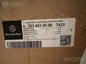 Black Mercedes-Benz S 500 2018 in Jurmala, with an engine capacity of 3.00 L and mileage of 156 thousand km for 49700 €, photo 18 on AUTOMOTO.COM.LV