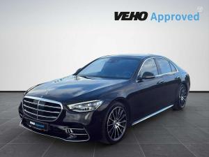 Black Mercedes-Benz S 500 2021 in Kaunas, with an engine capacity of 3.00 L and mileage of 132 thousand km for 74900 €, photo  on AUTOMOTO.COM.LV