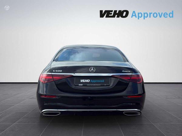 Black Mercedes-Benz S 500 2021 in Kaunas, with an engine capacity of 3.00 L and mileage of 132 thousand km for 74900 €, photo 5 on AUTOMOTO.COM.LV
