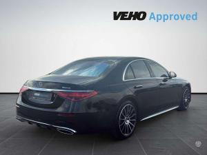 Black Mercedes-Benz S 500 2021 in Kaunas, with an engine capacity of 3.00 L and mileage of 132 thousand km for 74900 €, photo 6 on AUTOMOTO.COM.LV