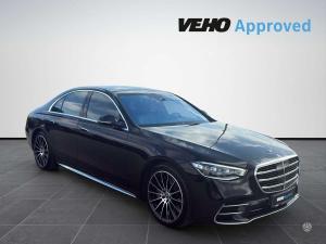Black Mercedes-Benz S 500 2021 in Kaunas, with an engine capacity of 3.00 L and mileage of 132 thousand km for 74900 €, photo 8 on AUTOMOTO.COM.LV