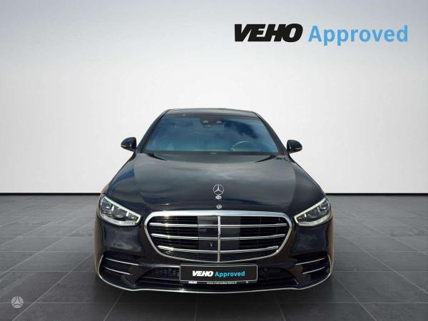 Black Mercedes-Benz S 500 2021 in Kaunas, with an engine capacity of 3.00 L and mileage of 132 thousand km for 74900 €, photo 9 on AUTOMOTO.COM.LV