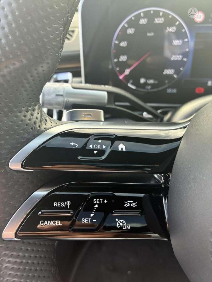 Black Mercedes-Benz S 500 2021 in Kaunas, with an engine capacity of 3.00 L and mileage of 132 thousand km for 74900 €, photo 14 on AUTOMOTO.COM.LV