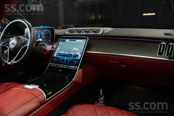 Black Mercedes-Benz S 500 2022 in Riga, with an engine capacity of 4.00 L and mileage of 35 thousand km for 79000 €, photo 10 on AUTOMOTO.COM.LV