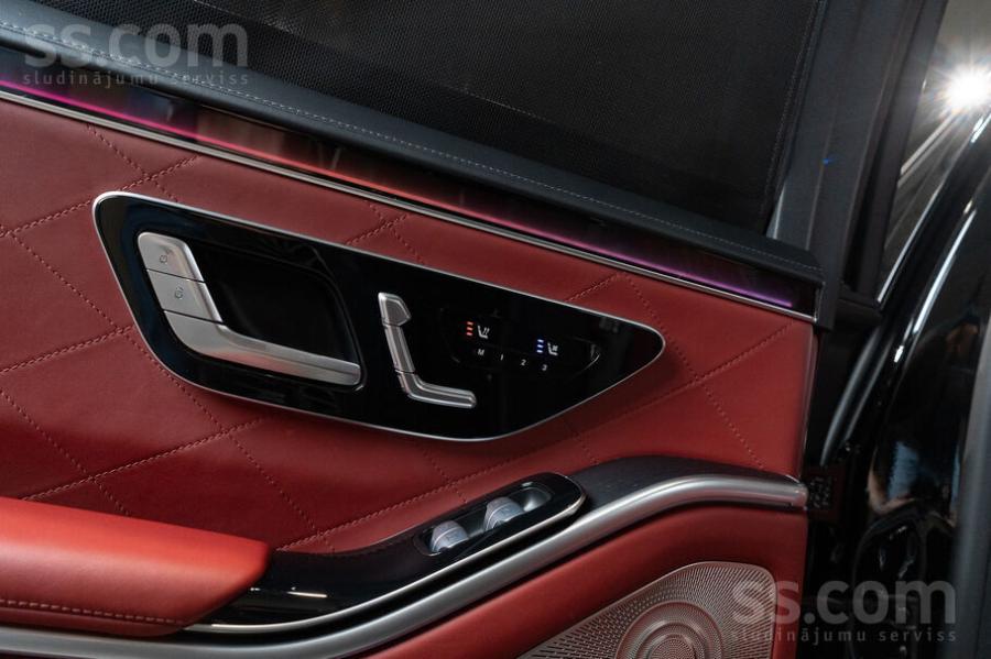 Melns Mercedes-Benz S 500 2022 Rīga, ar dzinēja tilpumu 4.00 L un nobraukumu 35 tūkst. km par 79000 €, foto 32 vietnē AUTOMOTO.COM.LV