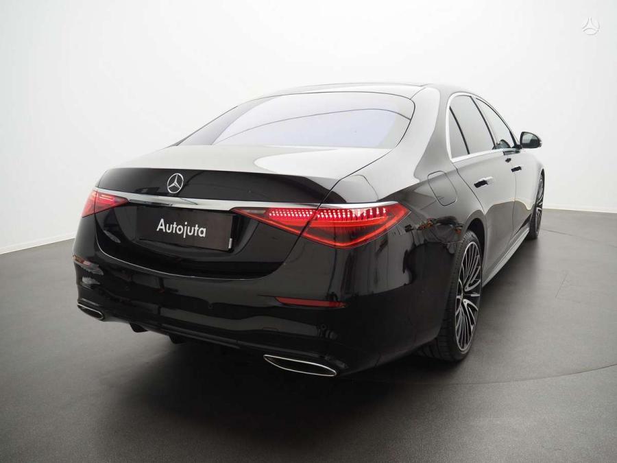 Black Mercedes-Benz S 500 2022 in Vilnius, with an engine capacity of 3.00 L and mileage of 53 thousand km for 79900 €, photo 5 on AUTOMOTO.COM.LV