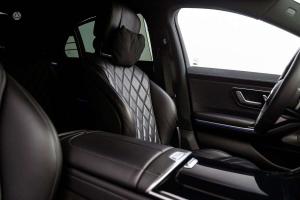 Black Mercedes-Benz S 500 2022 in Vilnius, with an engine capacity of 3.00 L and mileage of 53 thousand km for 79900 €, photo 10 on AUTOMOTO.COM.LV
