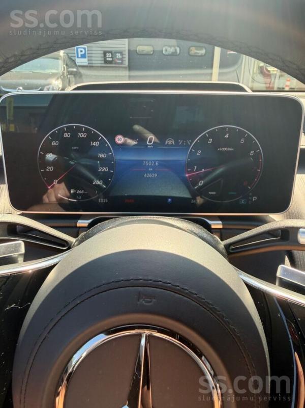 Black Mercedes-Benz S 500 2023 in Riga, with an engine capacity of 4.00 L and mileage of 43 thousand km for 74500 €, photo 9 on AUTOMOTO.COM.LV