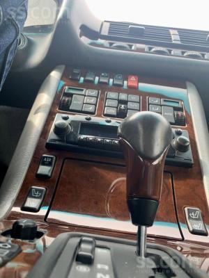 Zils Mercedes-Benz S 500 1995 Rīga, ar dzinēja tilpumu 5.00 L un nobraukumu 263 tūkst. km par 14500 €, foto 7 vietnē AUTOMOTO.COM.LV