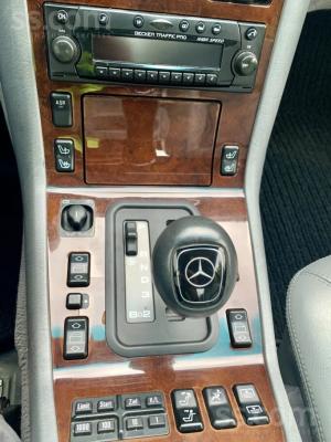 Zils Mercedes-Benz S 500 1995 Rīga, ar dzinēja tilpumu 5.00 L un nobraukumu 263 tūkst. km par 14500 €, foto 12 vietnē AUTOMOTO.COM.LV