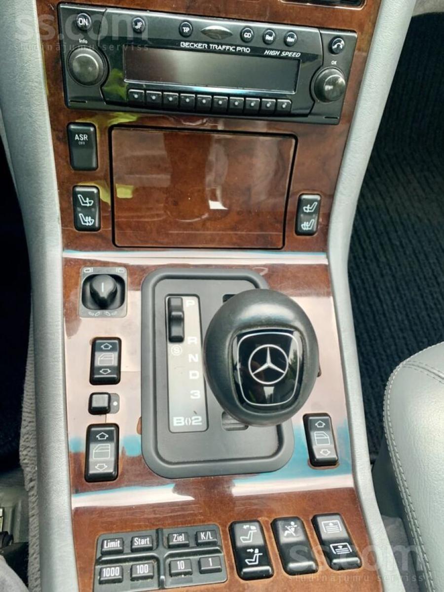 Zils Mercedes-Benz S 500 1995 Rīga, ar dzinēja tilpumu 5.00 L un nobraukumu 263 tūkst. km par 14500 €, foto 12 vietnē AUTOMOTO.COM.LV
