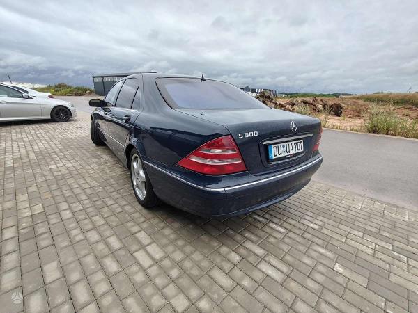 Zils Mercedes-Benz S 500 1999 Kauņa, ar dzinēja tilpumu 5.00 L un nobraukumu 275 tūkst. km par 3600 €, foto 3 vietnē AUTOMOTO.COM.LV