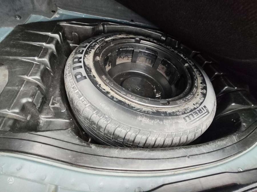 Zils Mercedes-Benz S 500 1999 Kauņa, ar dzinēja tilpumu 5.00 L un nobraukumu 275 tūkst. km par 3600 €, foto 9 vietnē AUTOMOTO.COM.LV