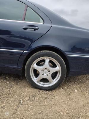 Zils Mercedes-Benz S 500 1999 Kauņa, ar dzinēja tilpumu 5.00 L un nobraukumu 275 tūkst. km par 3600 €, foto 15 vietnē AUTOMOTO.COM.LV