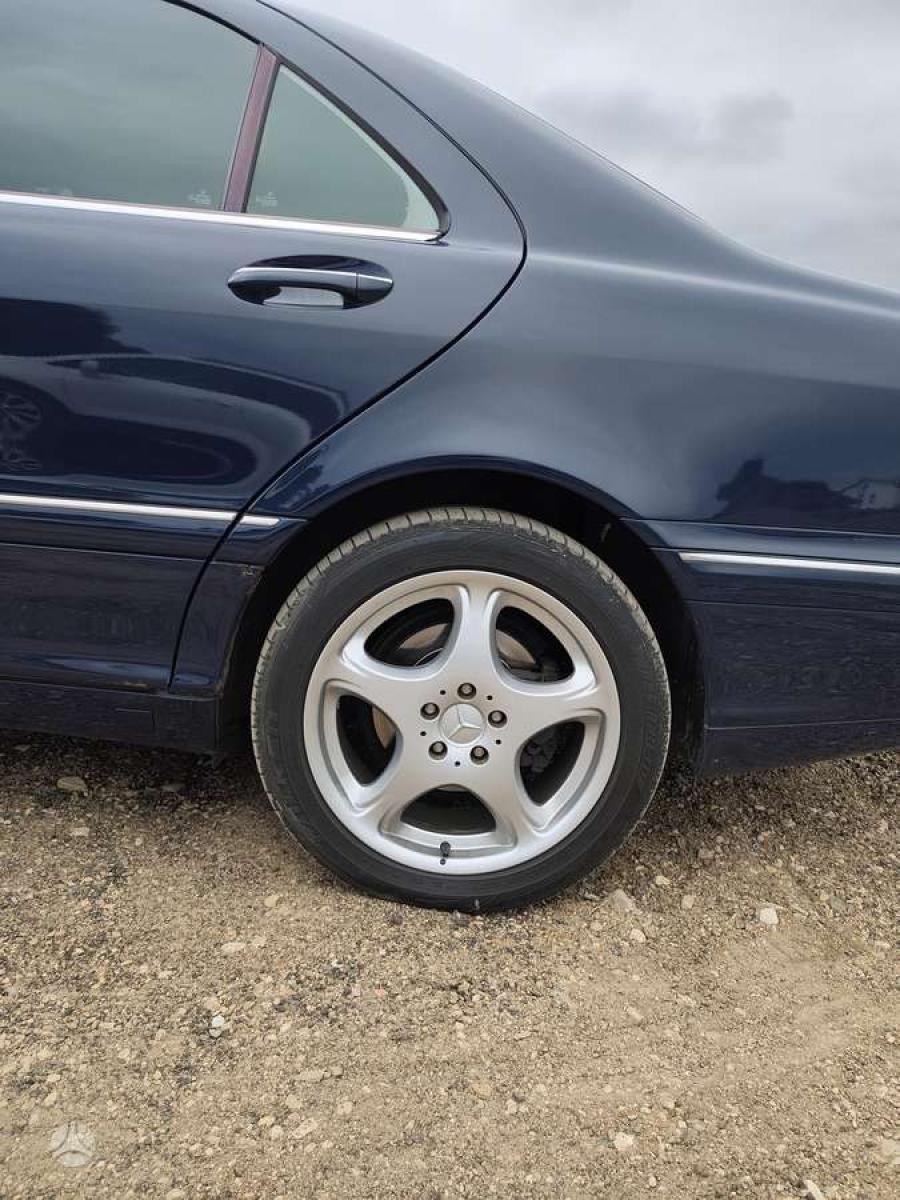 Zils Mercedes-Benz S 500 1999 Kauņa, ar dzinēja tilpumu 5.00 L un nobraukumu 275 tūkst. km par 3600 €, foto 15 vietnē AUTOMOTO.COM.LV