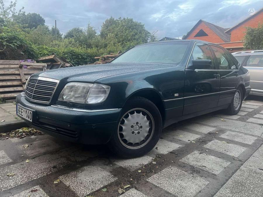 Blue Mercedes-Benz S 500 1996 in Kaunas, with an engine capacity of 5.00 L and mileage of 265 thousand km for 7500 €, photo 3 on AUTOMOTO.COM.LV