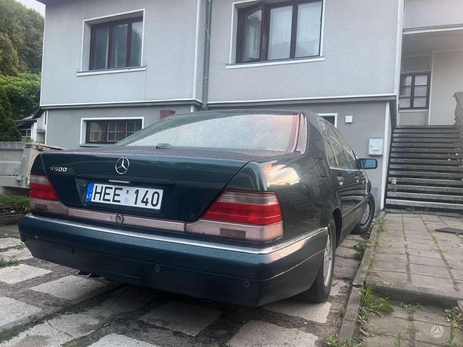 Blue Mercedes-Benz S 500 1996 in Kaunas, with an engine capacity of 5.00 L and mileage of 265 thousand km for 7500 €, photo 4 on AUTOMOTO.COM.LV