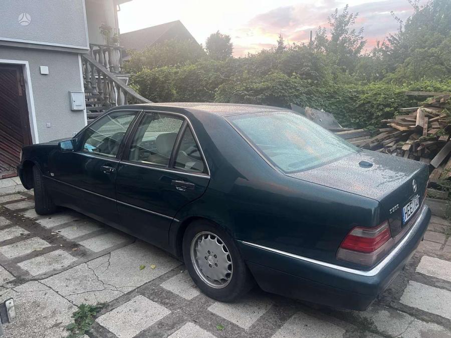 Blue Mercedes-Benz S 500 1996 in Kaunas, with an engine capacity of 5.00 L and mileage of 265 thousand km for 7500 €, photo 5 on AUTOMOTO.COM.LV