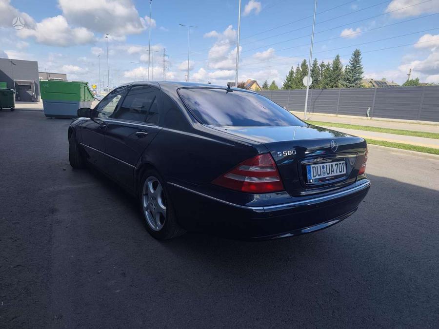 Zils Mercedes-Benz S 500 1999 Kauņa, ar dzinēja tilpumu 4.97 L un nobraukumu 277 tūkst. km par 3750 €, foto 5 vietnē AUTOMOTO.COM.LV