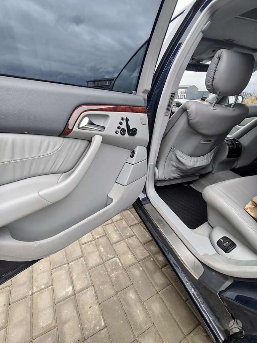 Zils Mercedes-Benz S 500 1999 Kauņa, ar dzinēja tilpumu 4.97 L un nobraukumu 277 tūkst. km par 3750 €, foto 10 vietnē AUTOMOTO.COM.LV